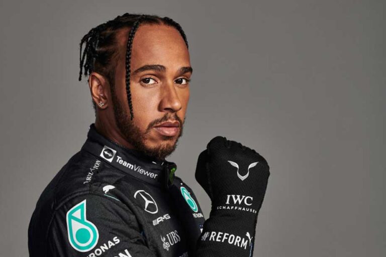 Lewis Hamilton testing prototype gloves in Turkey - Silver Arrows Net